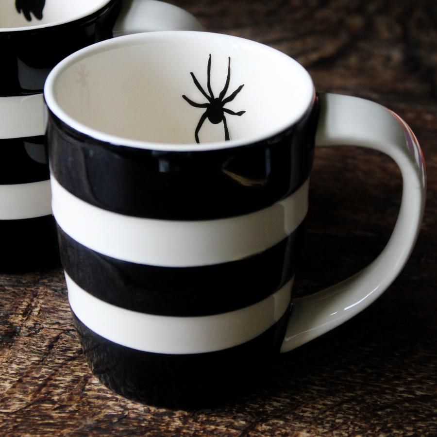 Cornish Black 12oz Spider Mug | Cornishware® | Classic British ...