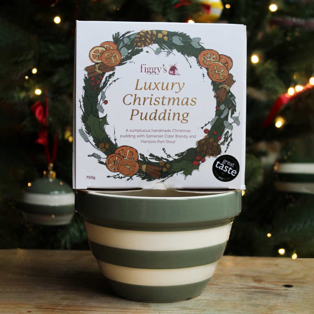 Willow Green Pudding Basin with Christmas Pudding | Cornishware ...