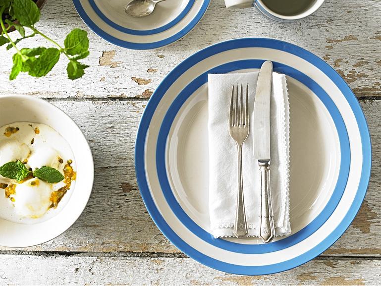 Cornish Blue 16 Piece Dinner set with mugs Sets