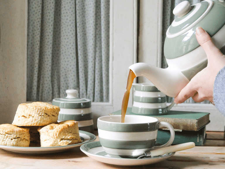 Cornish Large Betty Teapot Tableware